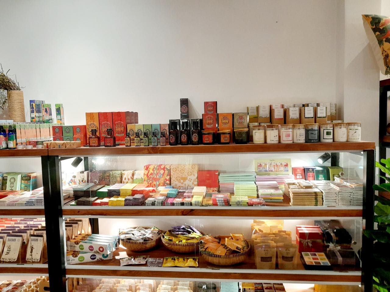 サイゴンキッシュ（Saigon Kitsch） - ユーゴック